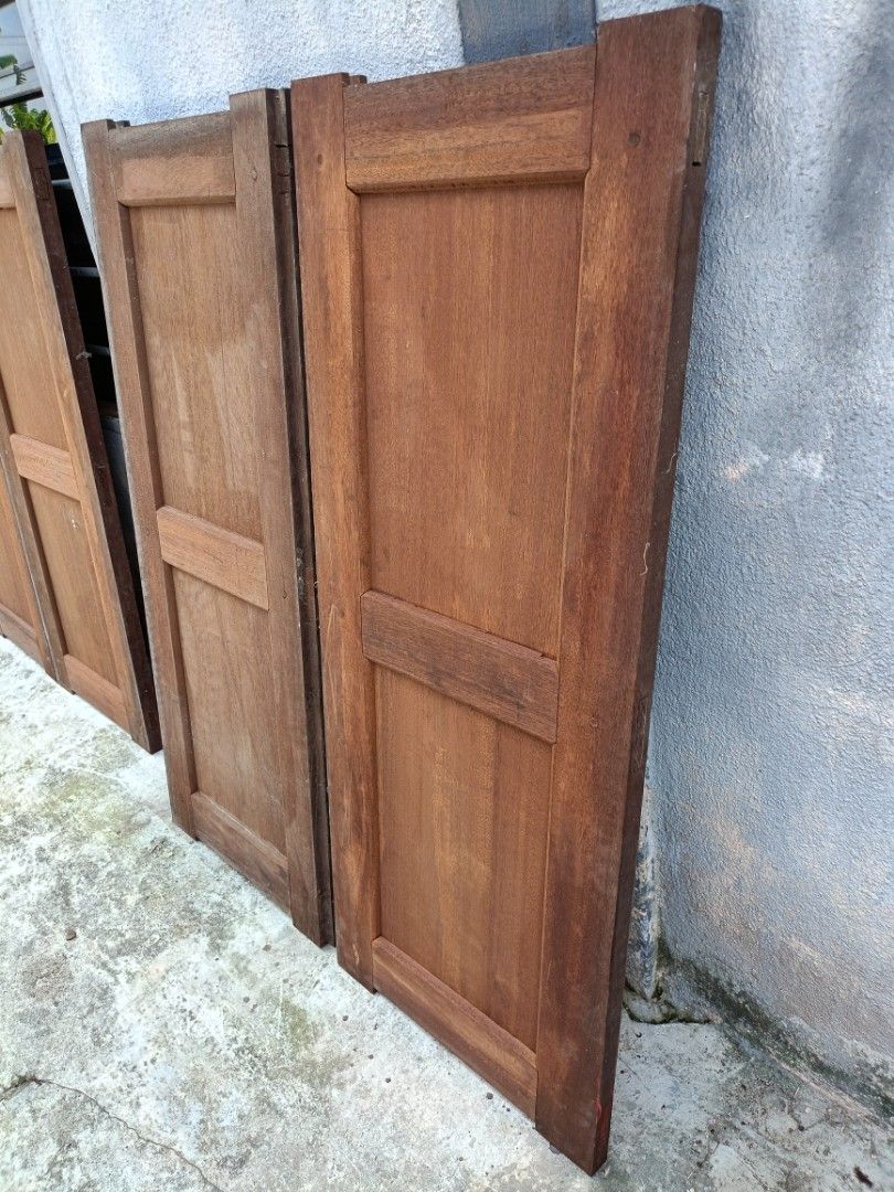 Tingkap Kayu Lama Kayu Cengal, Hobbies & Toys, Collectibles ...