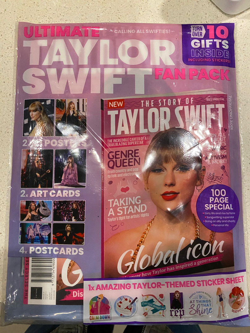 Taylor Swift Ultimate Fan Pack, Hobbies & Toys, Books & Magazines ...