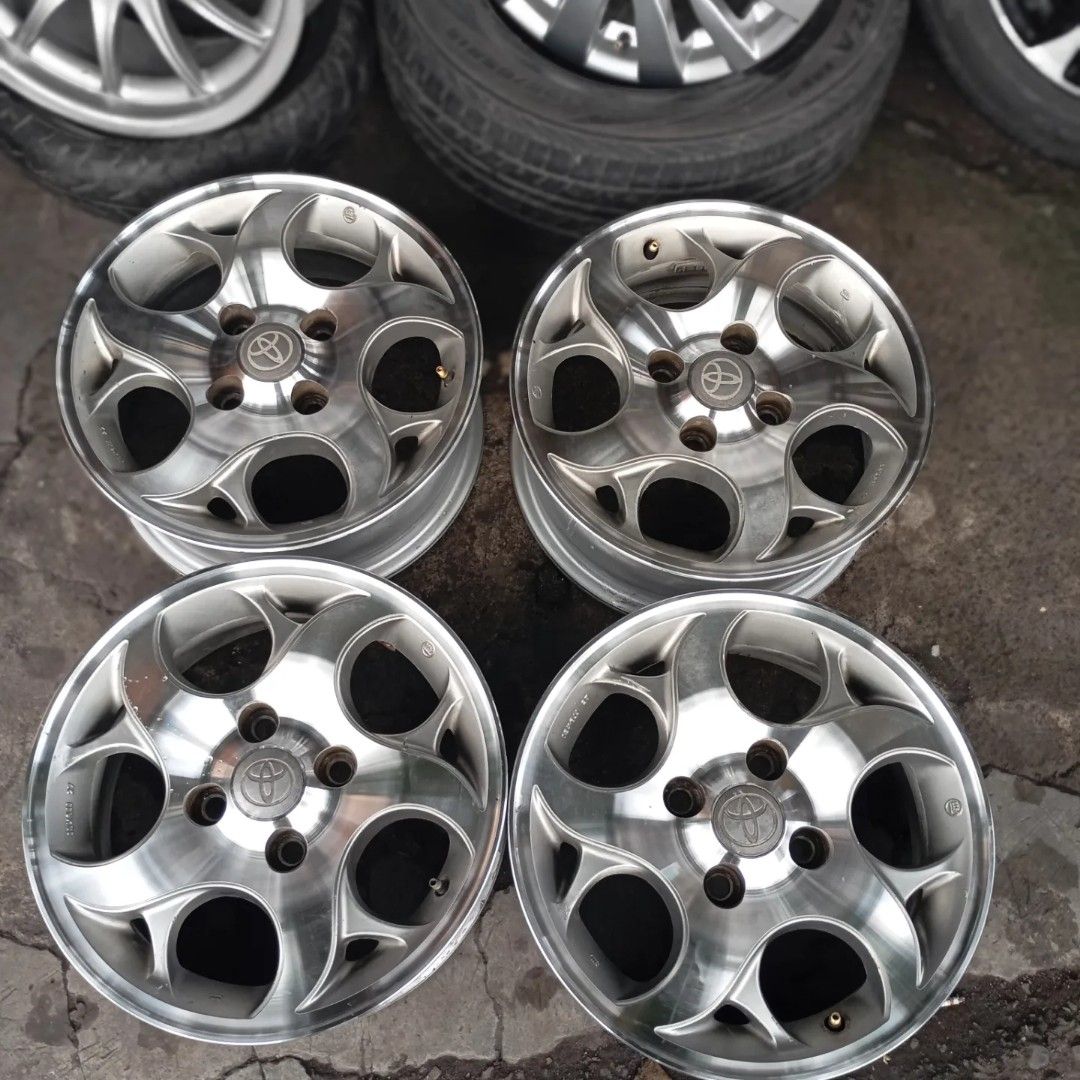 Velg Mobil oem original Toyota Kijang Kapsul Krista, Aksesoris Mobil di ...