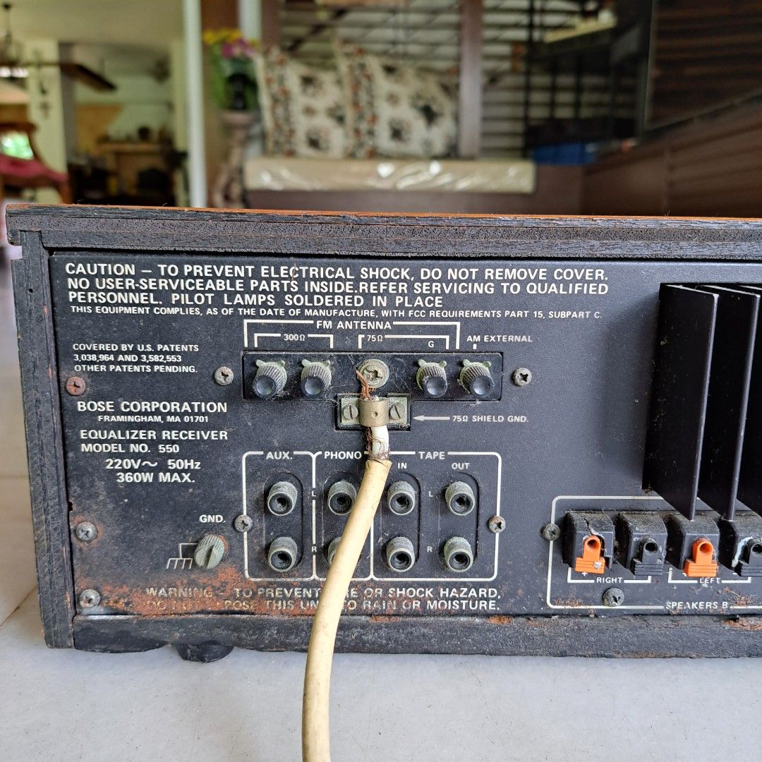 VINTAGE BOSE 550 AM/FM STEREO RECEIVER WITH BUILT-IN EQUALISER TO DRIVE ...