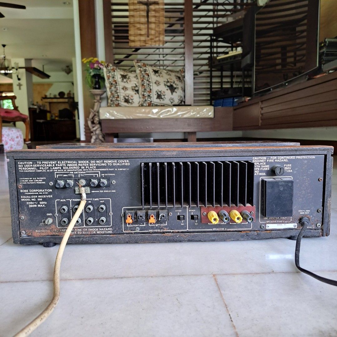 VINTAGE BOSE 550 AM/FM STEREO RECEIVER WITH BUILT-IN EQUALISER TO DRIVE ...
