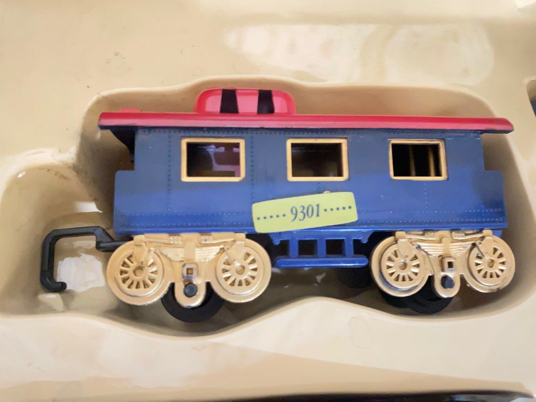 Vintage Royal Blue Train Set, Hobbies & Toys, Memorabilia ...