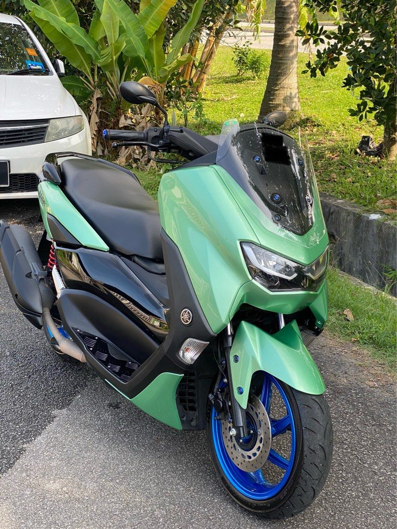 YAMAHA NMAX V2, Motorbikes on Carousell
