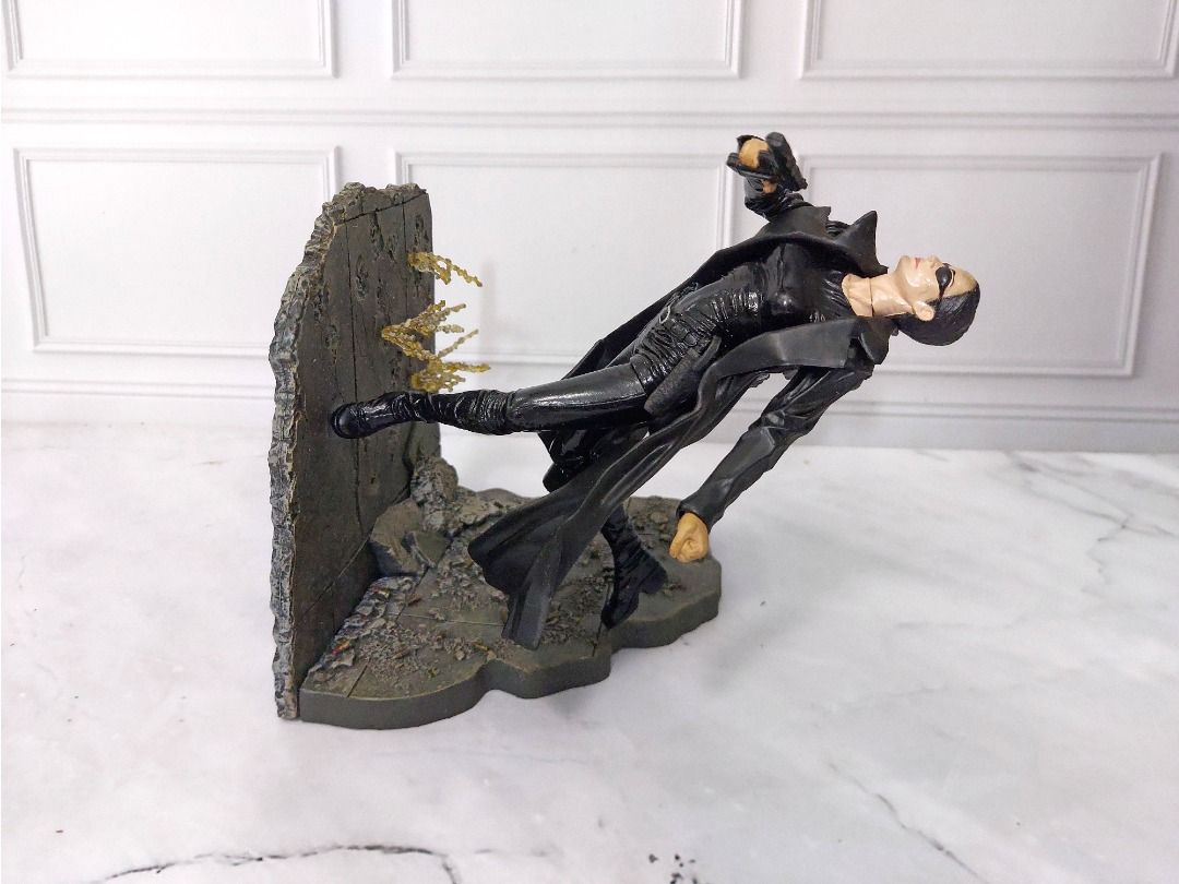 2003 McFarlane THE MATRIX Series 1 Trinity Lobby Shootout Scene Figures ...