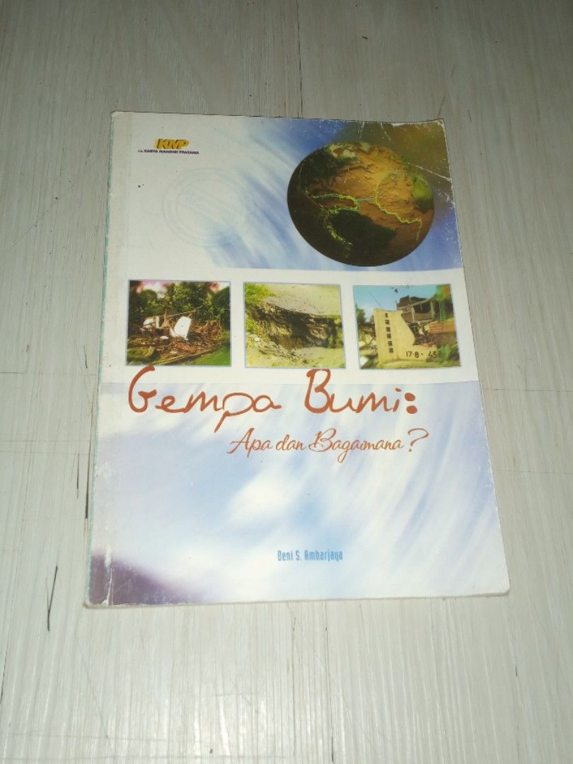 Buku Pengetahuan Gempa Bumi Apa dan Bagaimana, Buku & Alat Tulis, Buku Anak-Anak di Carousell