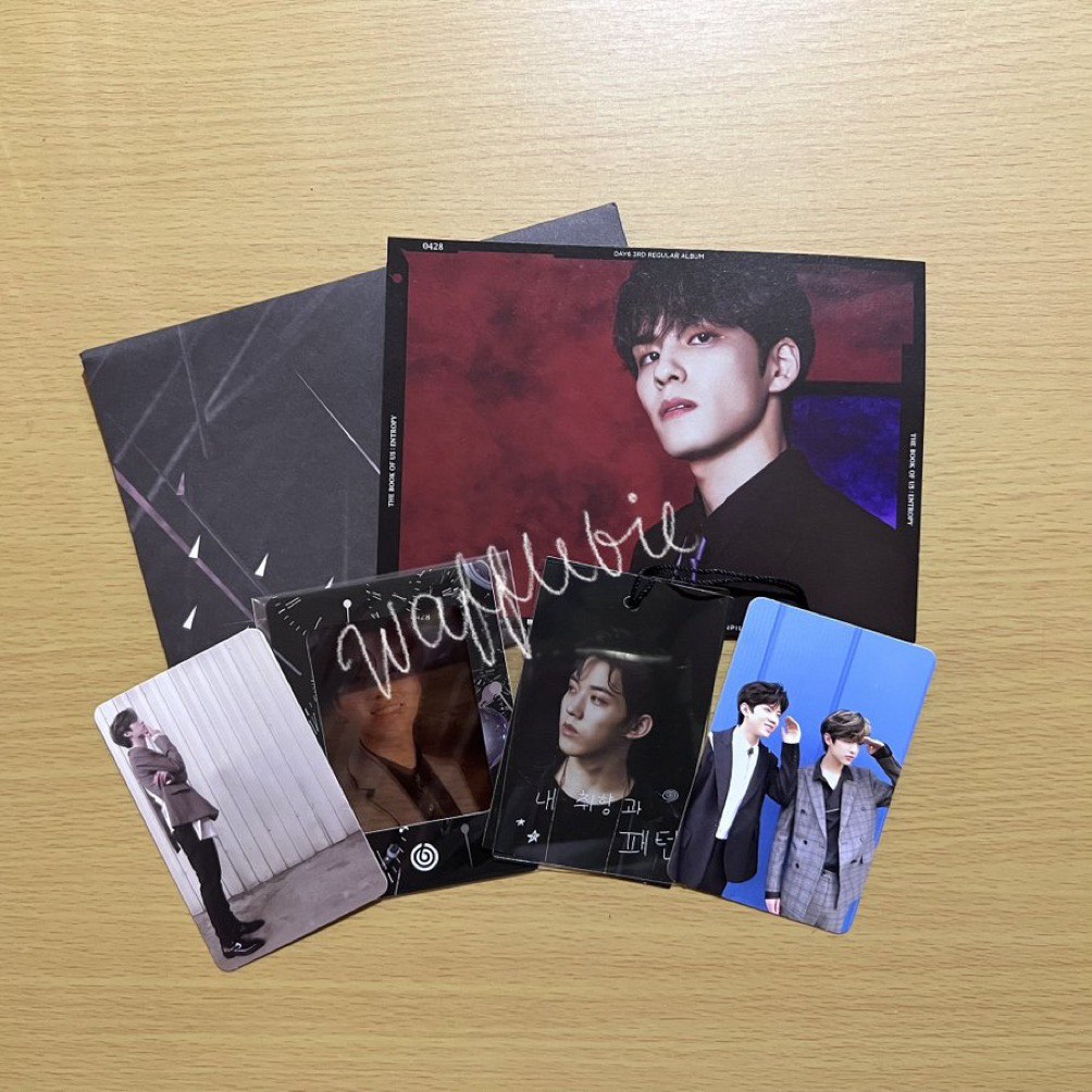 DAY6 The Book of Us Entropy Chaos Version Inclusions, Hobbies & Toys ...