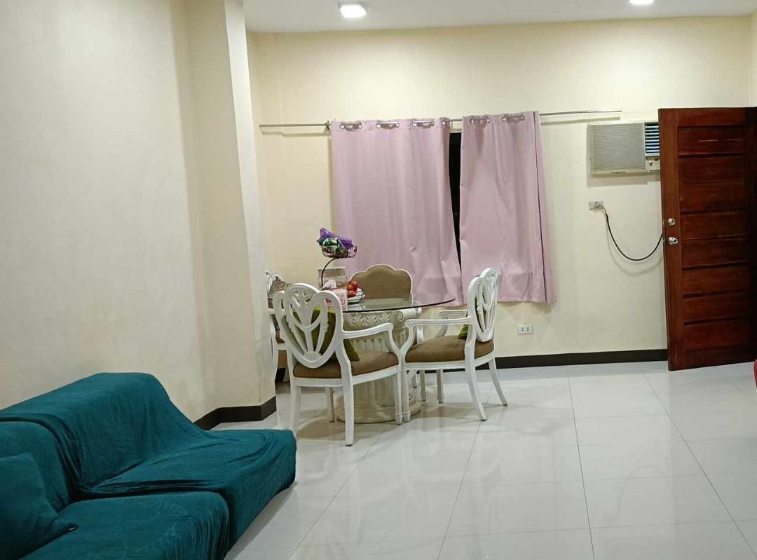 FOR SALE! 1,500 sqm 8 Storey Commercial/Residential Building at Sta Ana ...