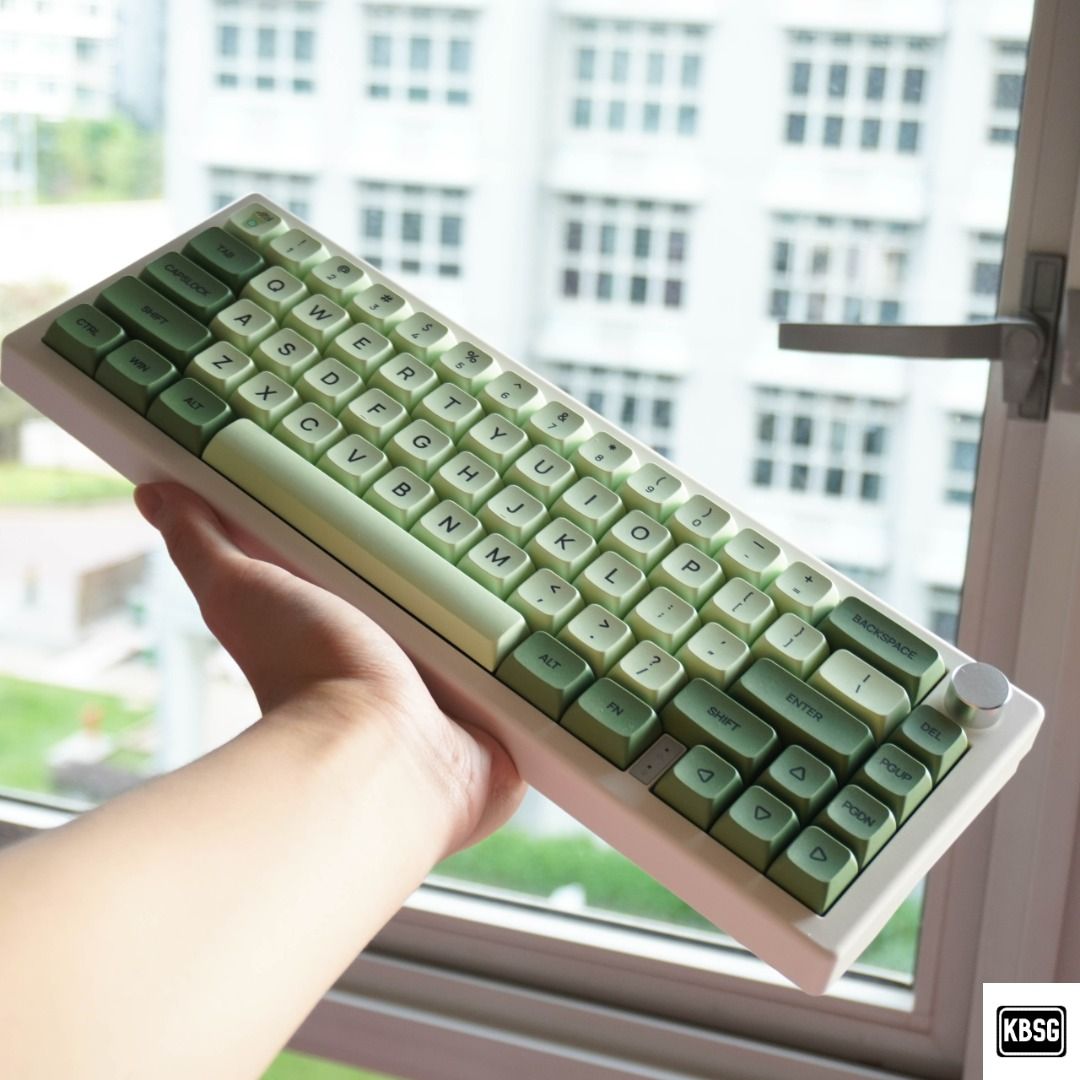GMK67, Kang White, Matcha Green Custom Mechanical Keyboard, Computers ...