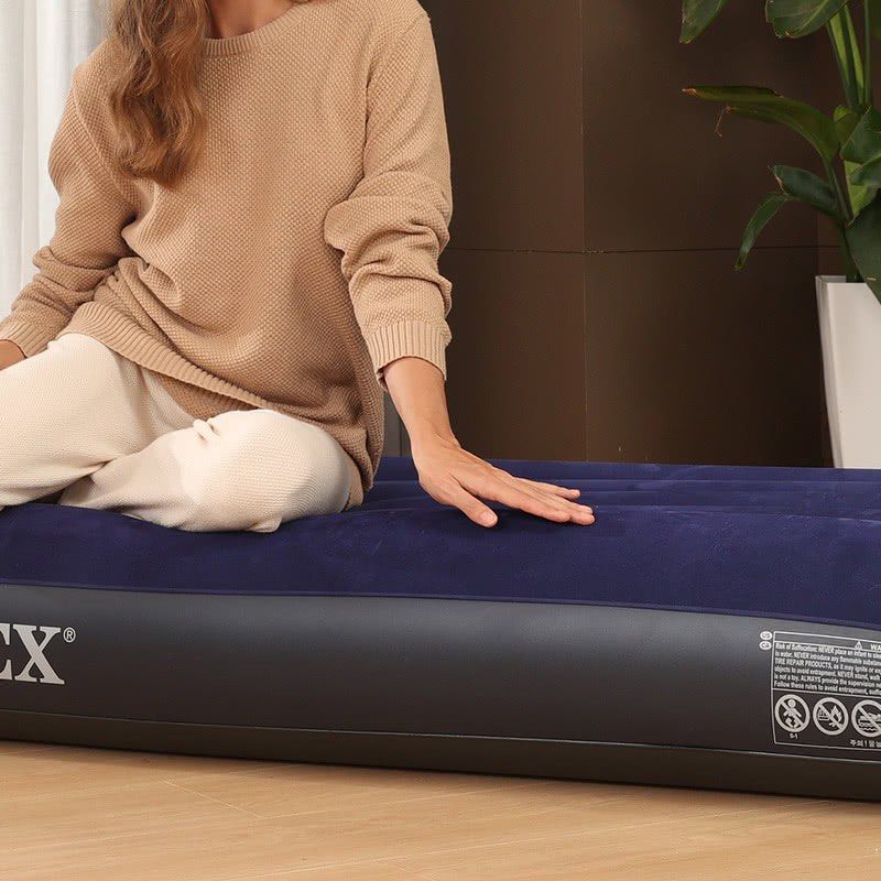 雙人充氣床墊 INTEX Air Mattress Intex Dura-Beam Standard Classic Downy Air Mattress Bed, 傢俬＆家居, 傢俬, 床架 ...