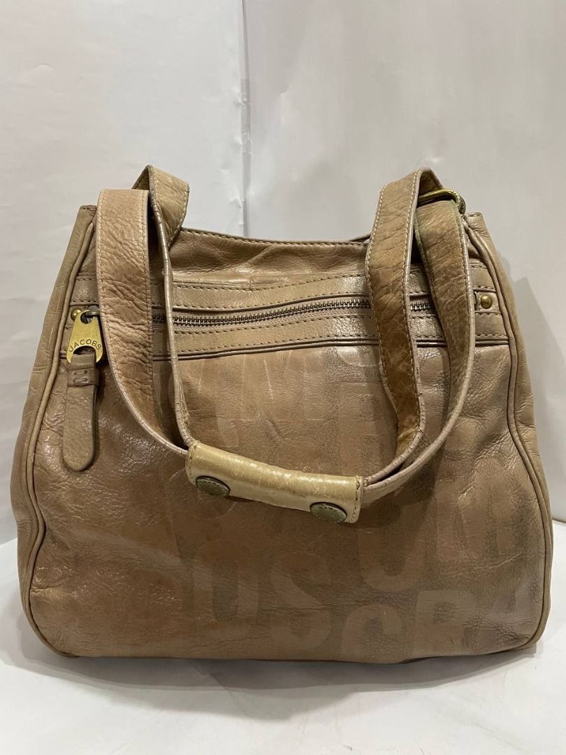 Marc by Marc Jacobs 2 way Leather Bag, Luxury, Bags & Wallets on Carousell