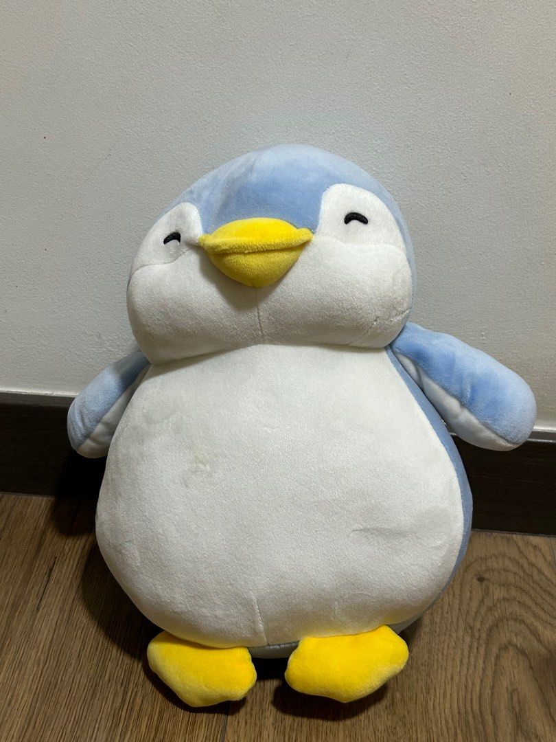 miniso penguin, Hobbies & Toys, Toys & Games on Carousell