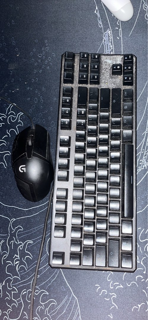 Mouse g402 + techware phantom tkl, Computers & Tech, Parts ...