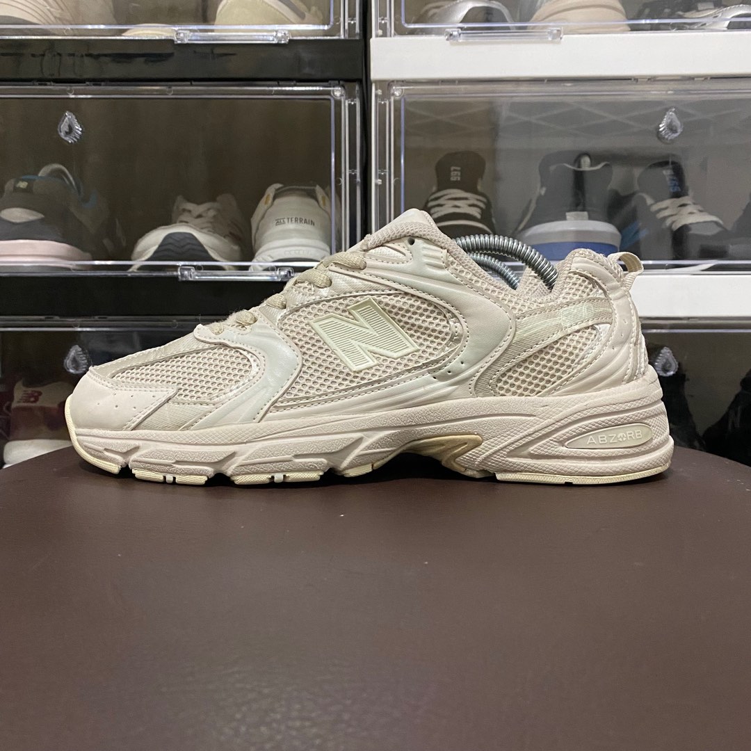 New balance 530 Cream Beige Moonbeam Running, Fesyen Pria, Sepatu ...