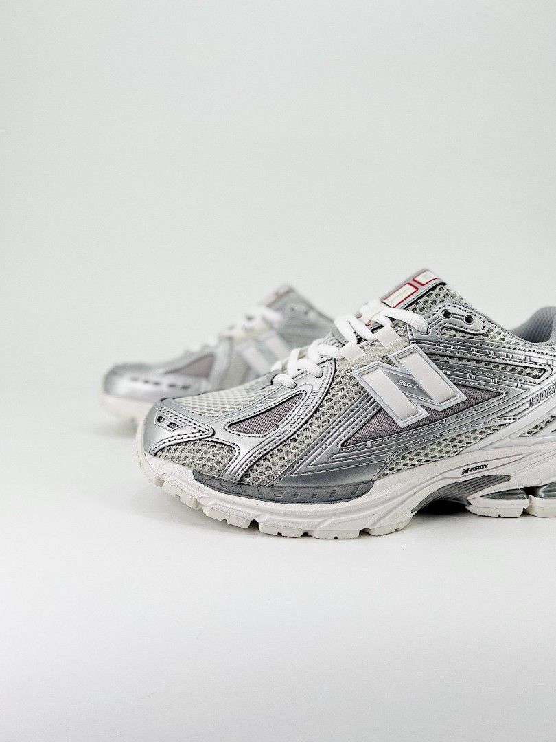 New Balance M1906R (M1906RCB) Unisex Preorder, Fesyen Wanita, Sepatu di ...