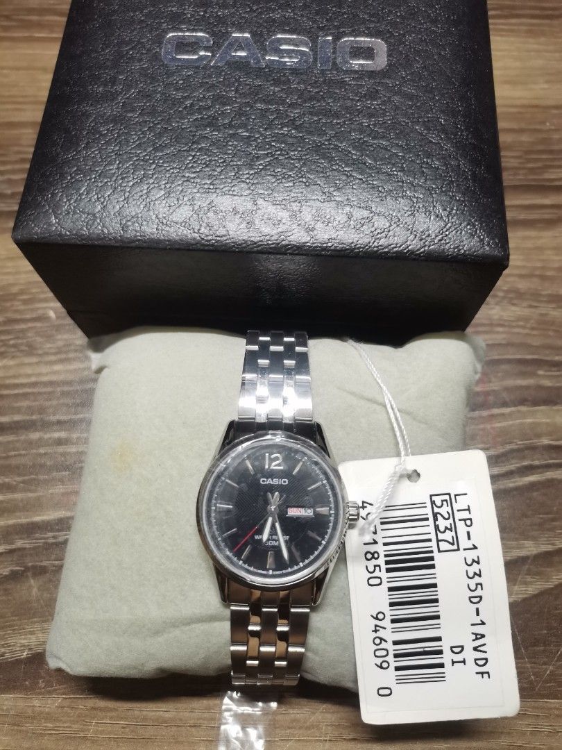 Original Casio Watch, Women's Fashion, Watches & Accessories, Watches ...