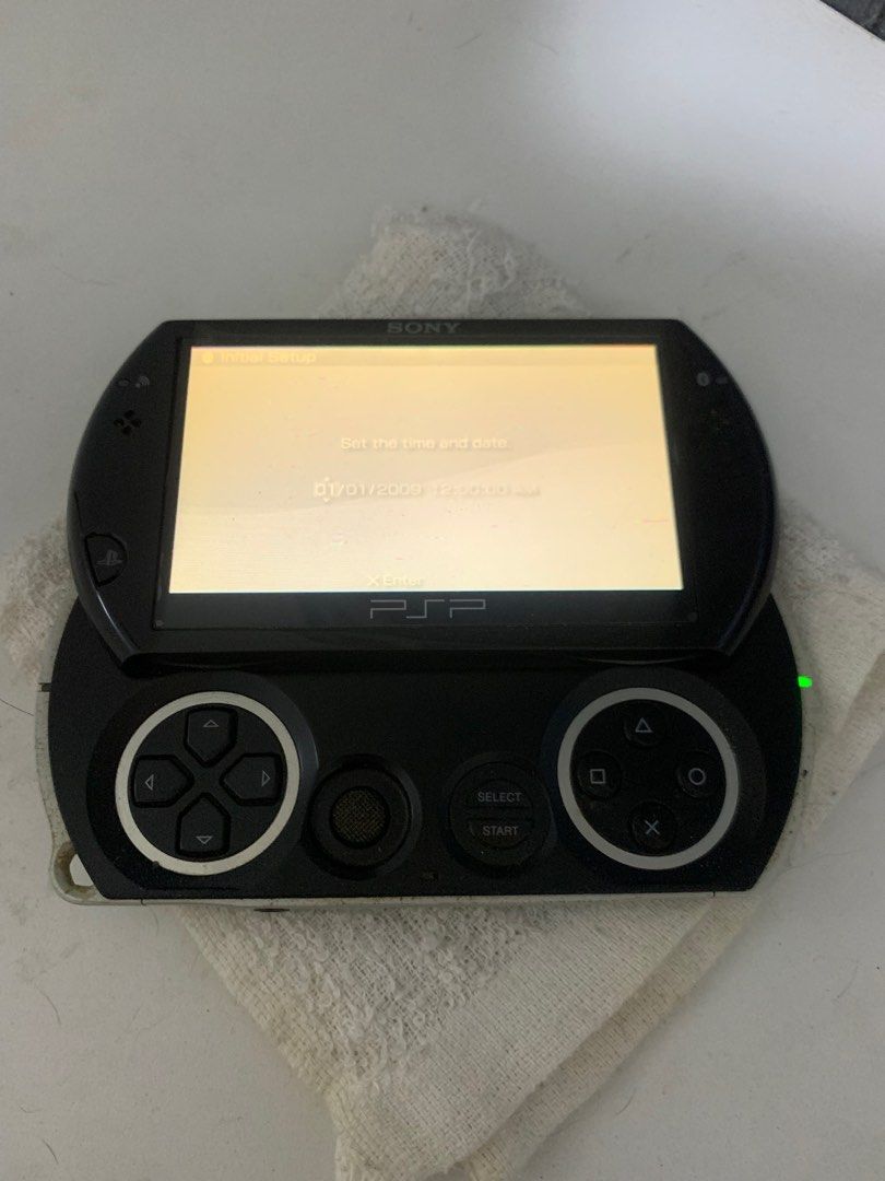 PSP Go Black, Video Gaming, Video Game Consoles, PlayStation on Carousell