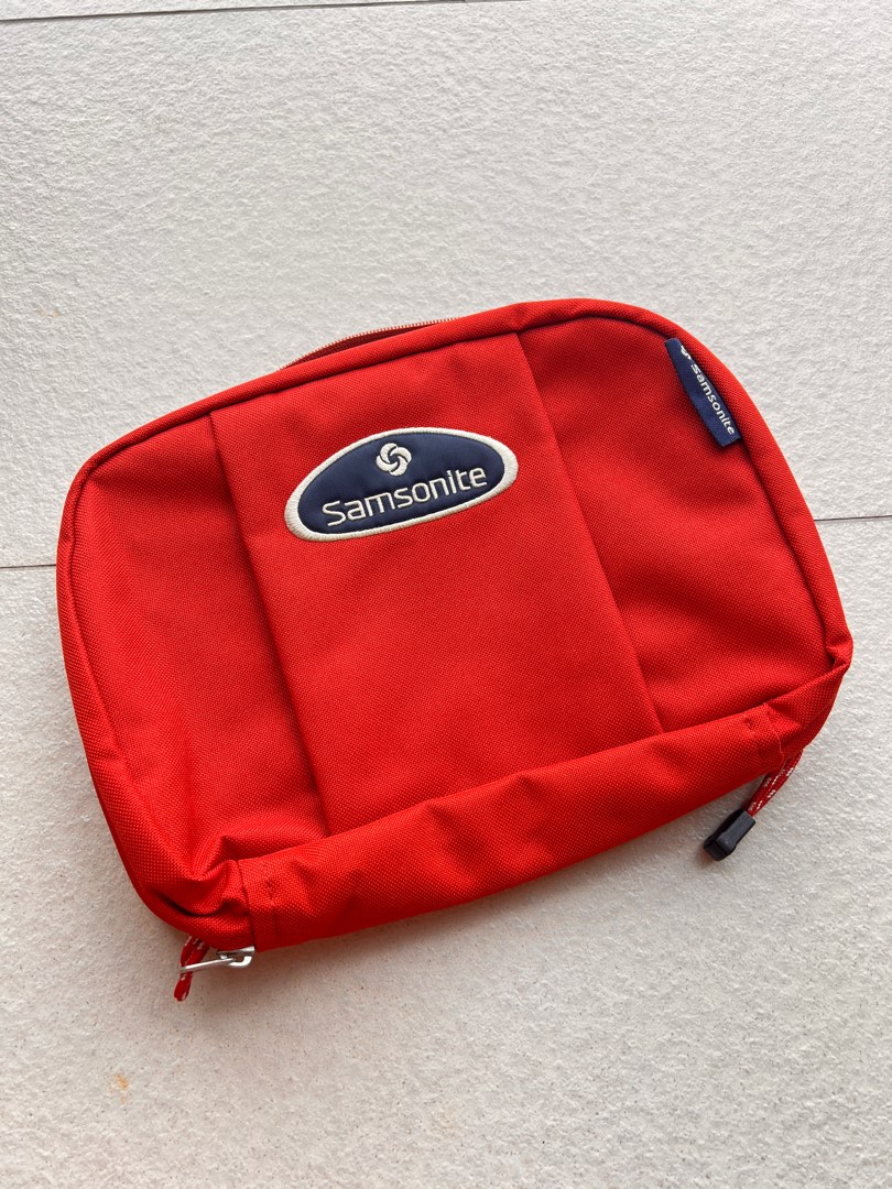 Samsonite Travel Hanging Toiletry Bag, Women's Fashion, Bags & Wallets ...