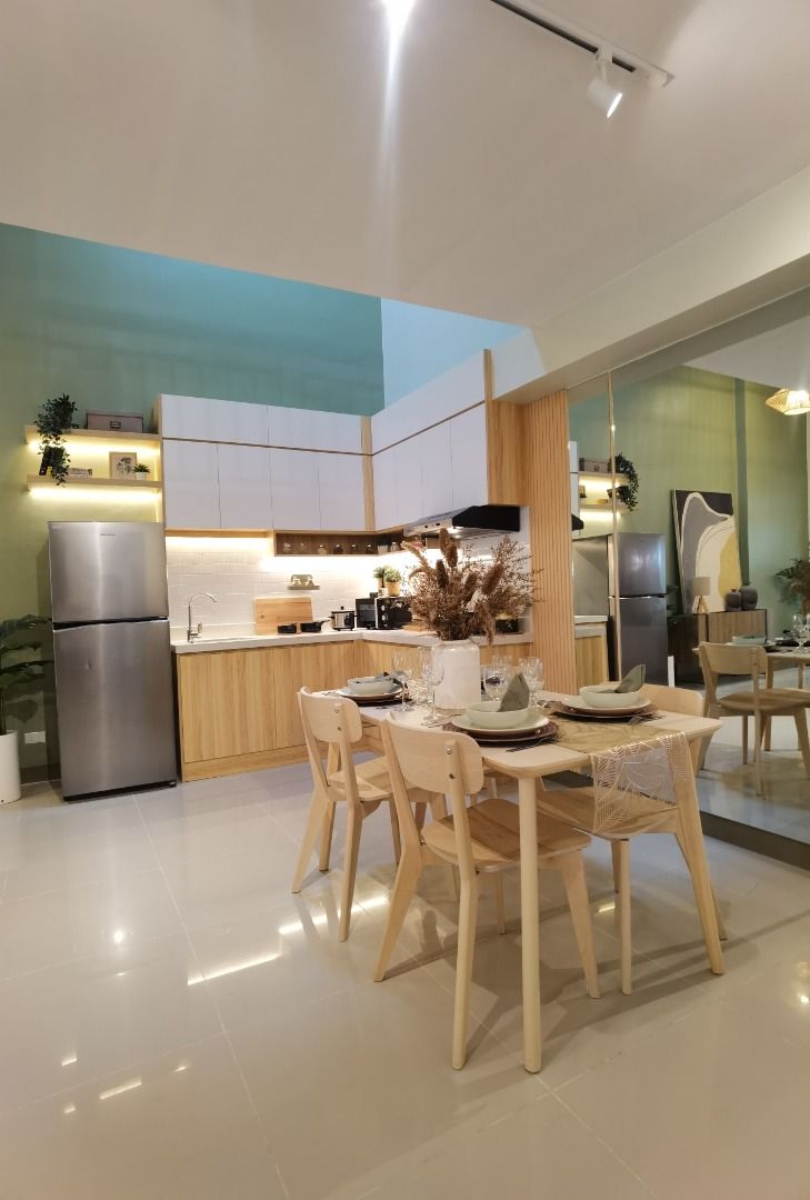 Smart Home Condo in Commonwealth, Quezon City overlooking the stunning ...