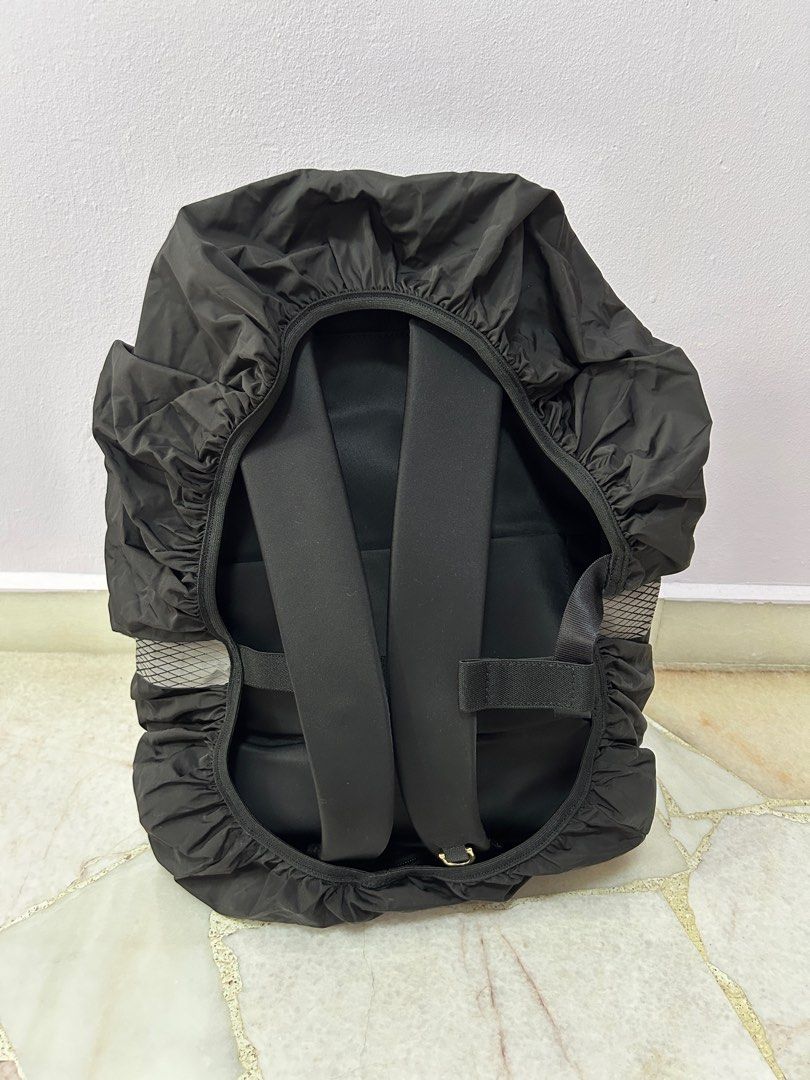 TUMI Packable Rain Cover, Luxury, Bags & Wallets on Carousell