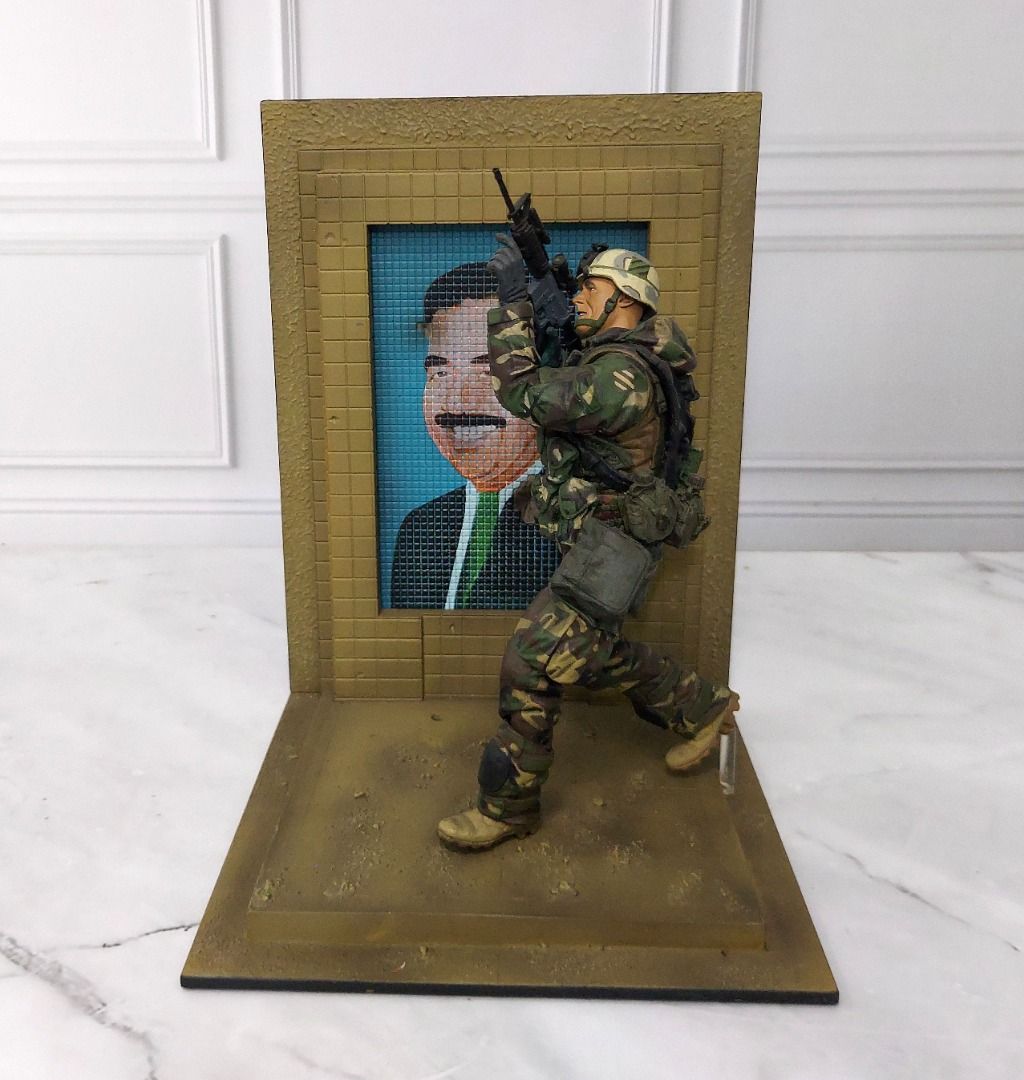 U.S. Army Action Figure W/Bullet Riddled Saddam Hussein Base Dusty ...