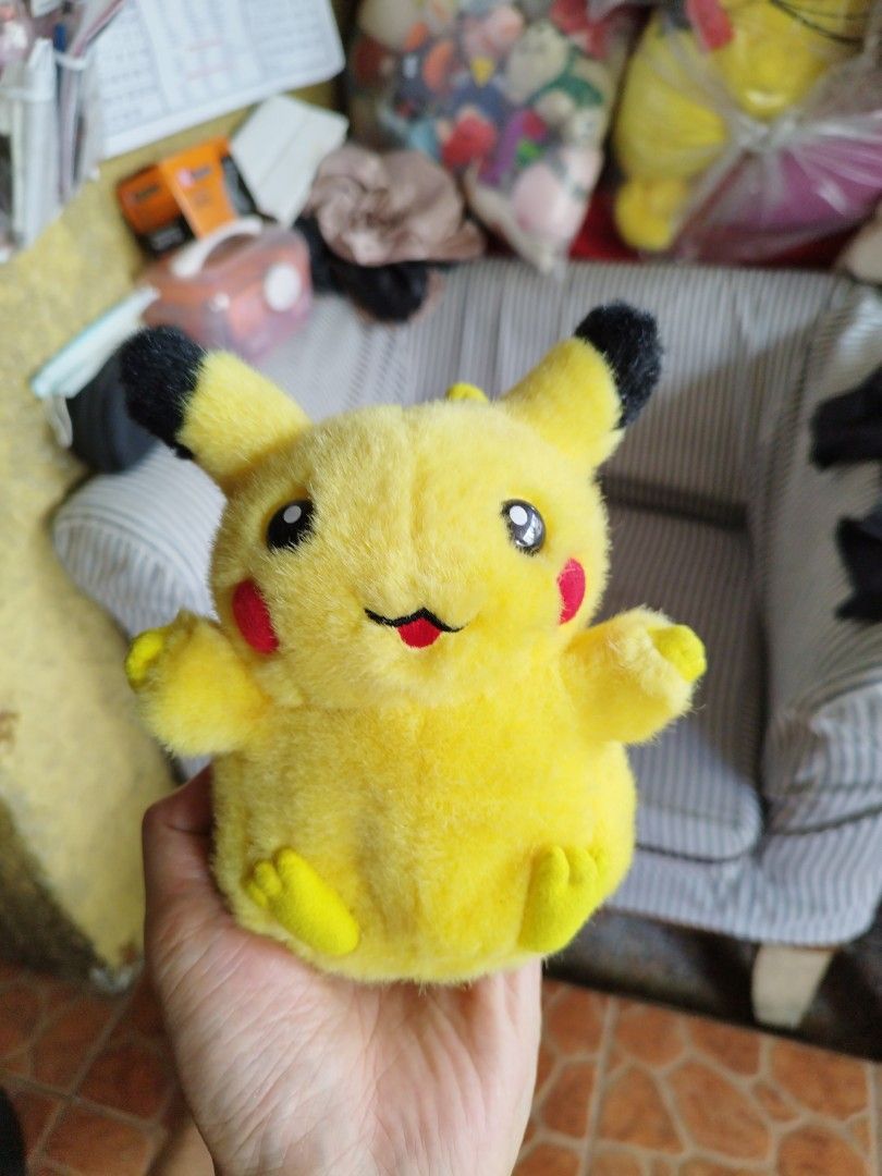 Vintage pokemon Pikachu set, Hobbies & Toys, Toys & Games on Carousell