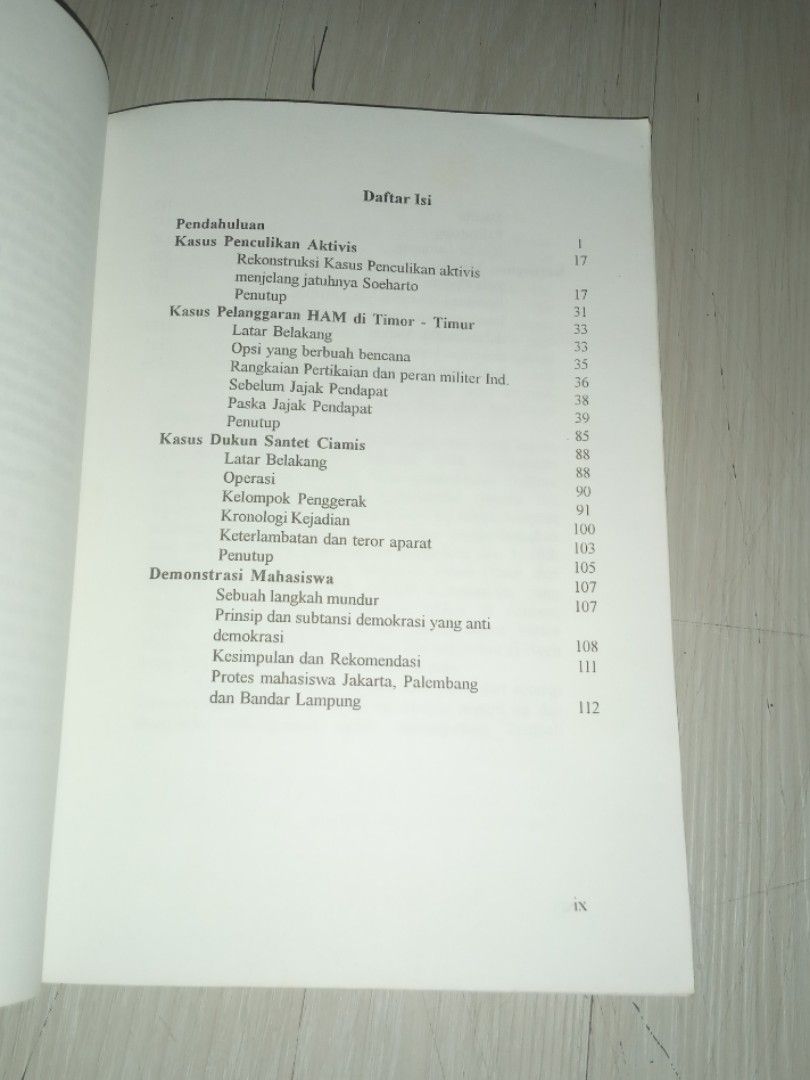 Buku Kontras Laporan dari Mendut, Buku & Alat Tulis, Buku di Carousell