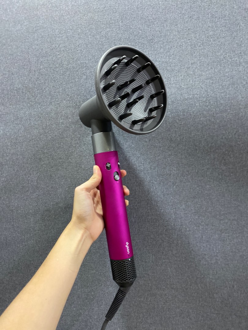 Dyson Airwrap Diffuser, Beauty & Personal Care, Hair on Carousell