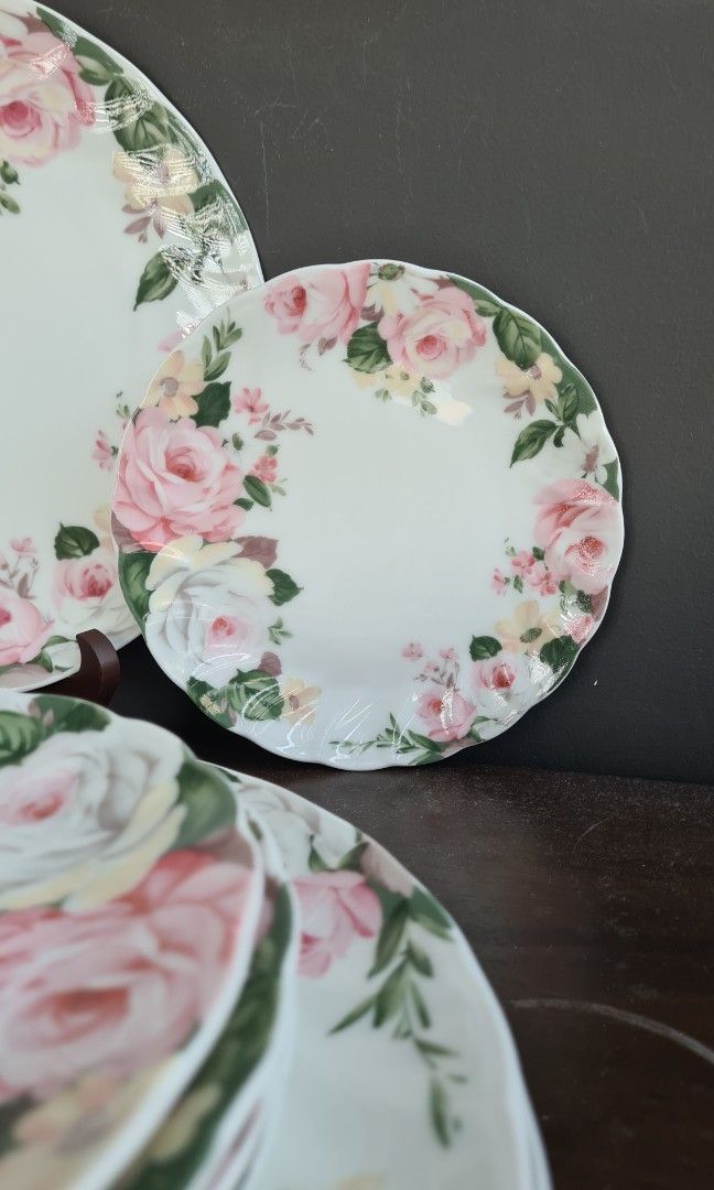 Exceed Diamond Collection bone china set 10 pieces, Furniture & Home ...