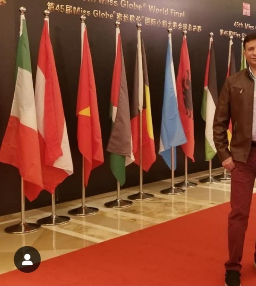 Flagpoles rantal, Everything Else, Others on Carousell