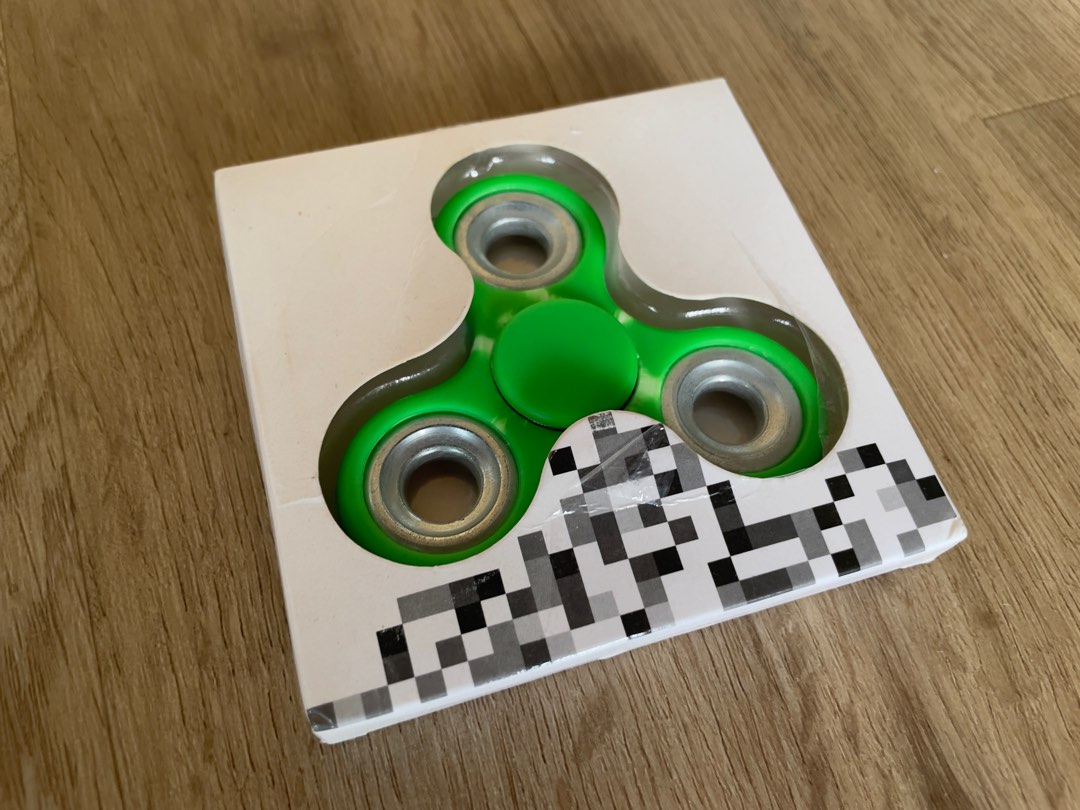 Green Fidget Spinner, Hobbies & Toys, Toys & Games on Carousell