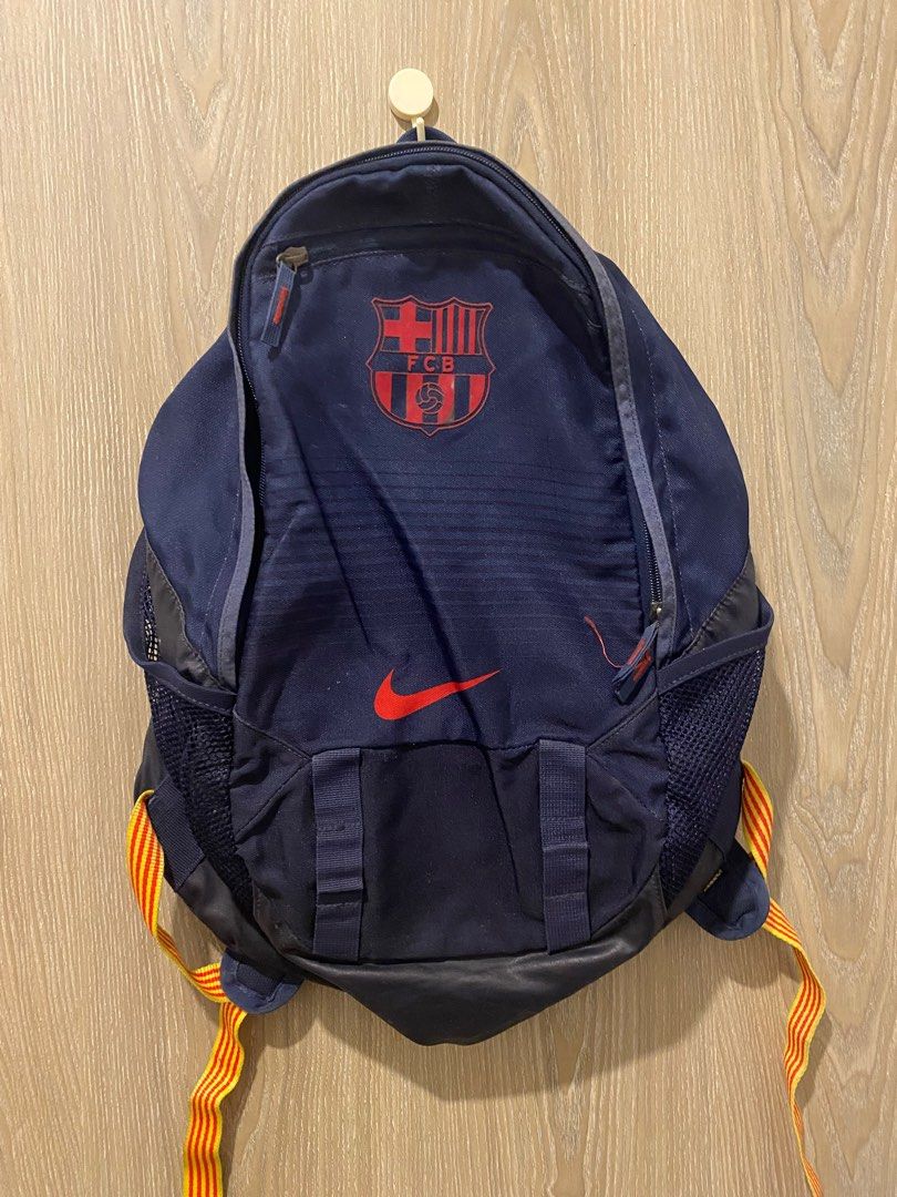 Nike Barcelona - Backpack, Fesyen Pria, Tas & Dompet , Ransel di Carousell