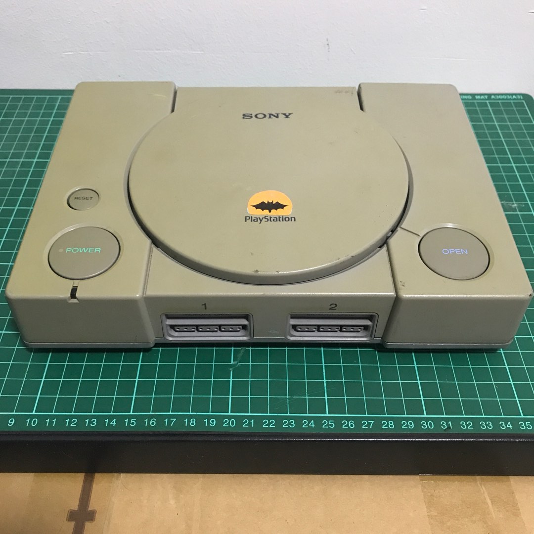 Sony PlayStation 1 PS1 Fat Vintage, Video Gaming, Video Game Consoles ...