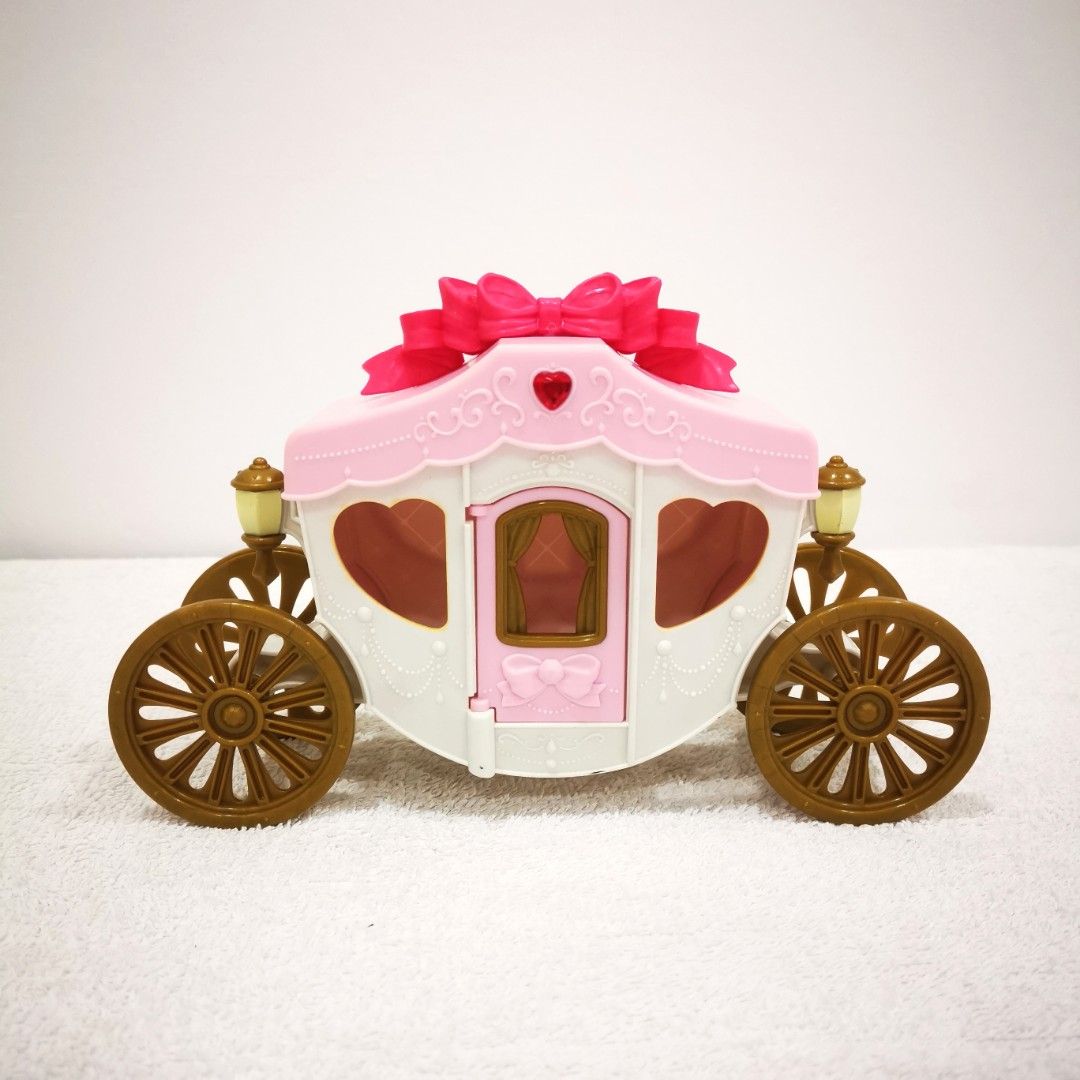 Sylvanian Royal Carriage, Hobbies & Toys, Collectibles & Memorabilia ...