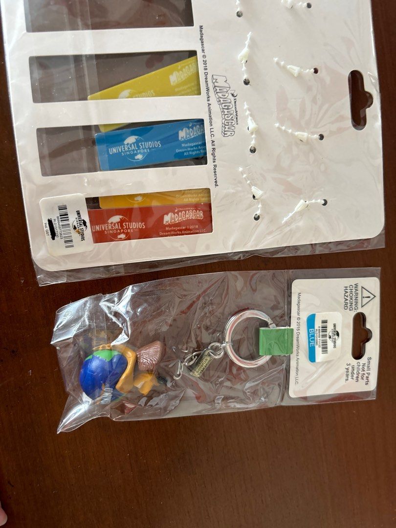 Universal studios DreamWorks Madagascar keychains set & Alex lion key ...