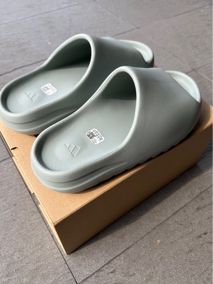 Yeezy Slide Salt, Men's Fashion, Footwear, Sneakers on Carousell
