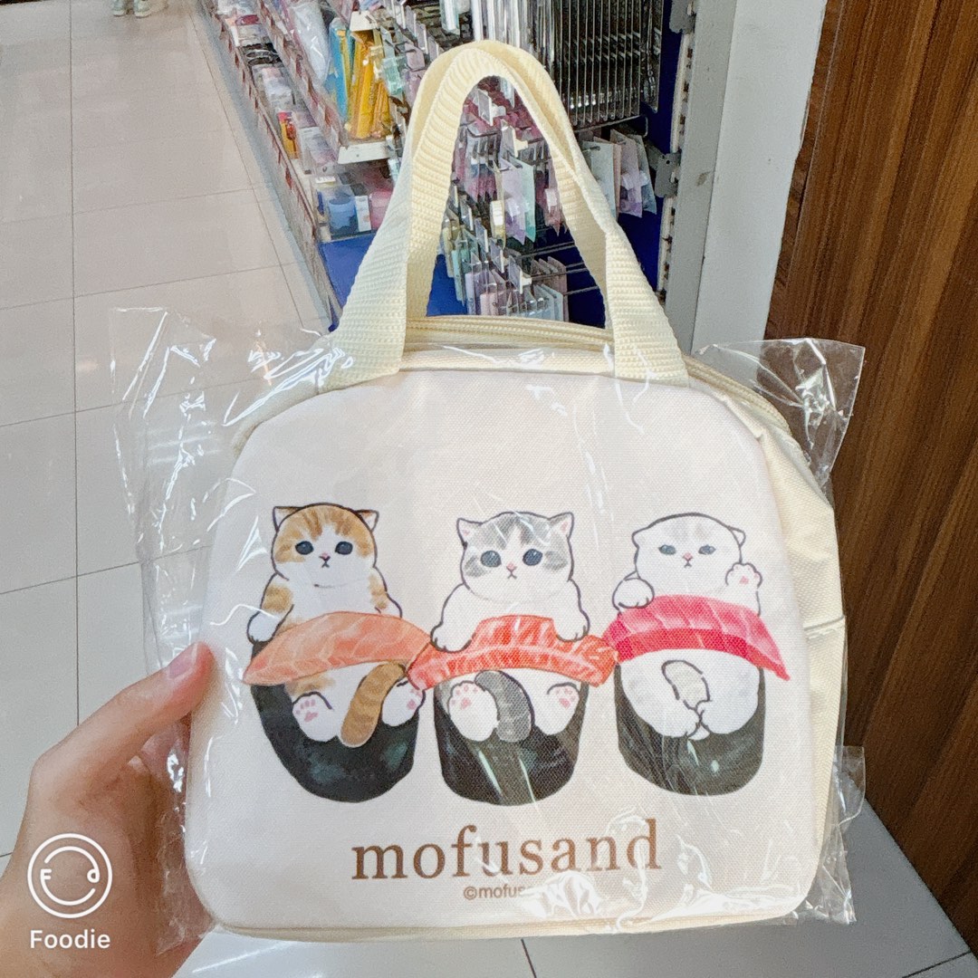 （現貨）台灣代購 Mofusand 鯊魚貓 貓福珊迪 - 雙網手提便當袋 小提袋 手袋 , 女裝, 手袋及銀包, Tote Bags - Carousell
