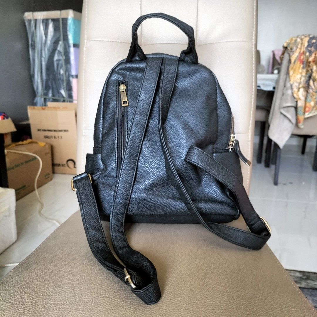 Backpacks leather, Women's Fashion, Bags & Wallets, Backpacks on Carousell