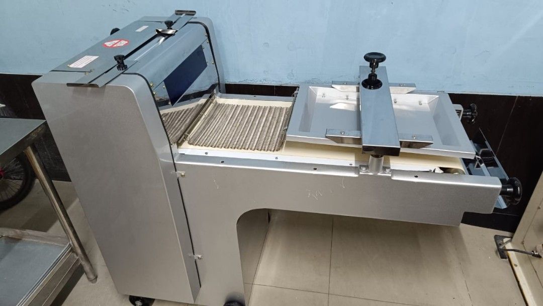 Bread Moulder for sale, TV & Home Appliances, Kitchen Appliances ...