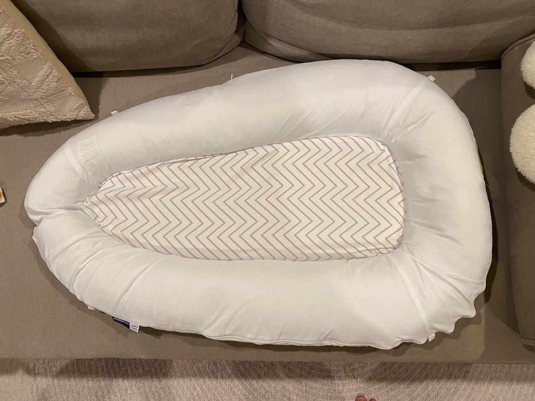 Clevamama Sleeping pod, Babies & Kids, Baby Nursery & Kids Furniture ...