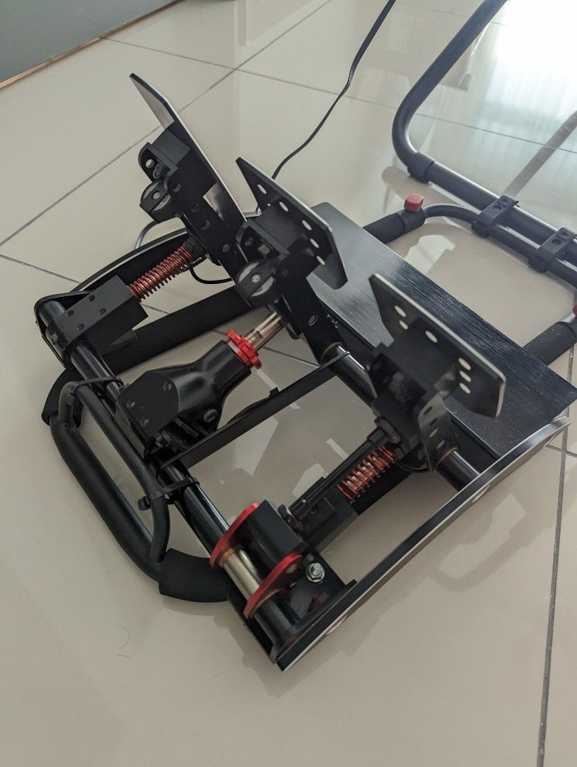 Fanatec Clubsport Sim Racing Set, Video Gaming, Gaming Accessories ...