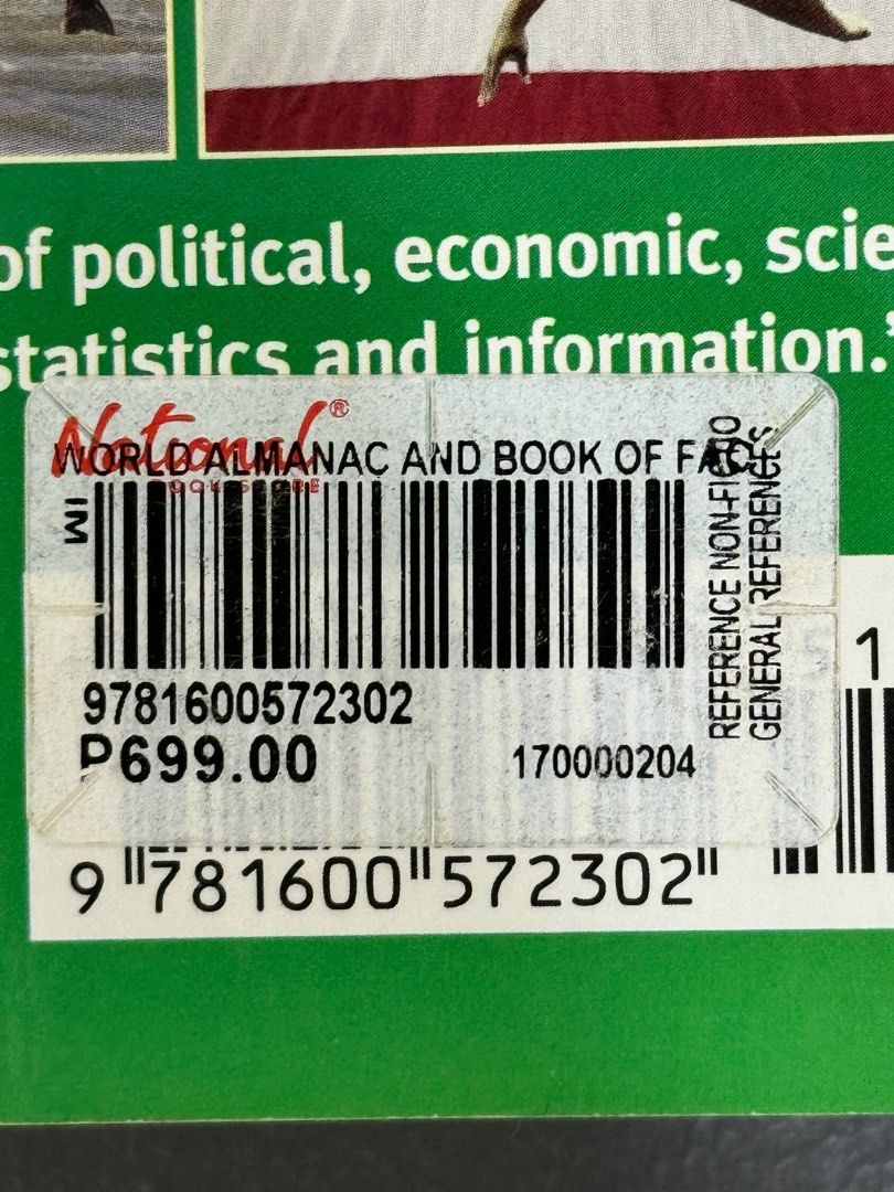 Guinness Book of World Record and World Almanac 2020, Hobbies & Toys ...