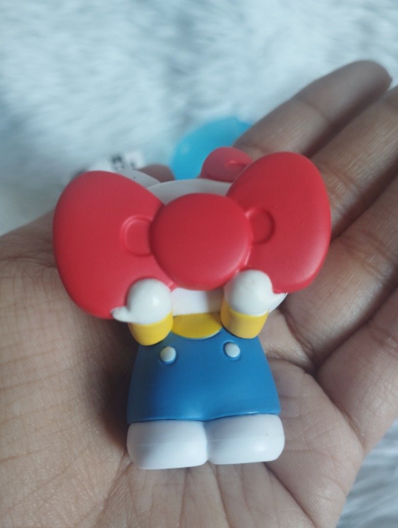 Hello Kitty Hide and Seek Gacha Takara Tomy Figure, Hobbies & Toys ...