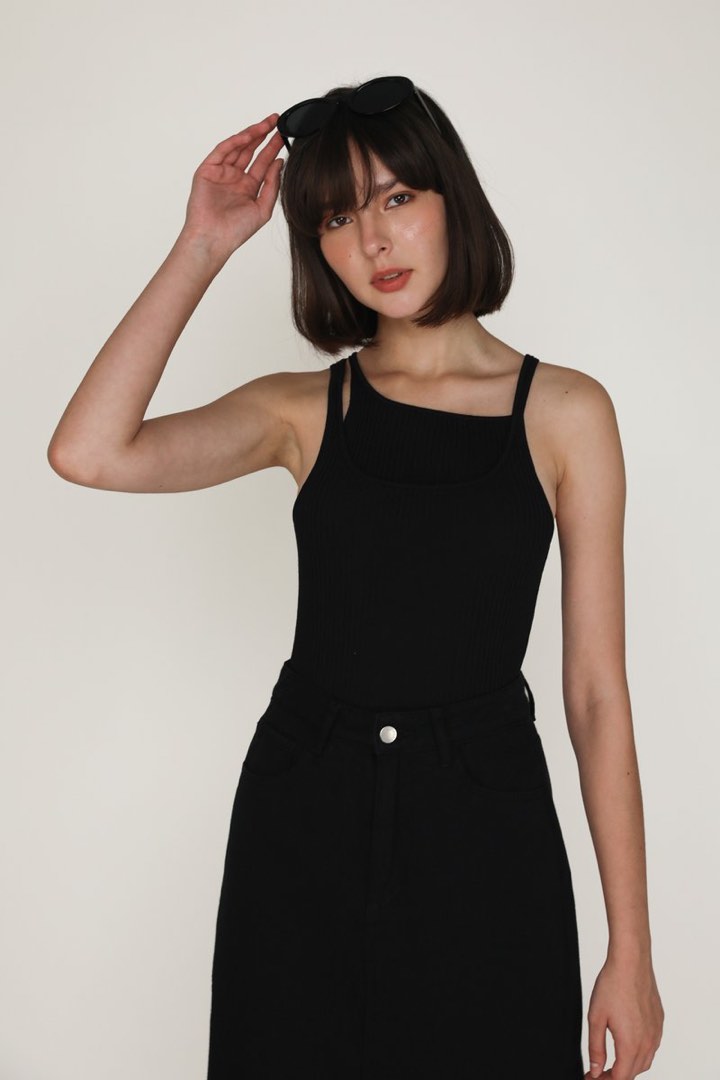 (BNIB) TTR Kimberly Layered Knit Top (Black), Women's Fashion, Tops ...