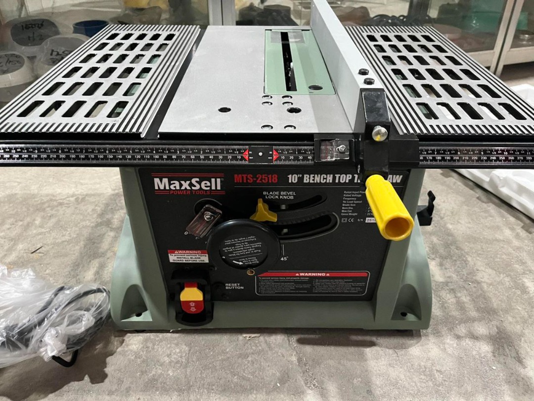 MAXSELL BENCH TOP TABLE SAW, Commercial & Industrial, Construction ...