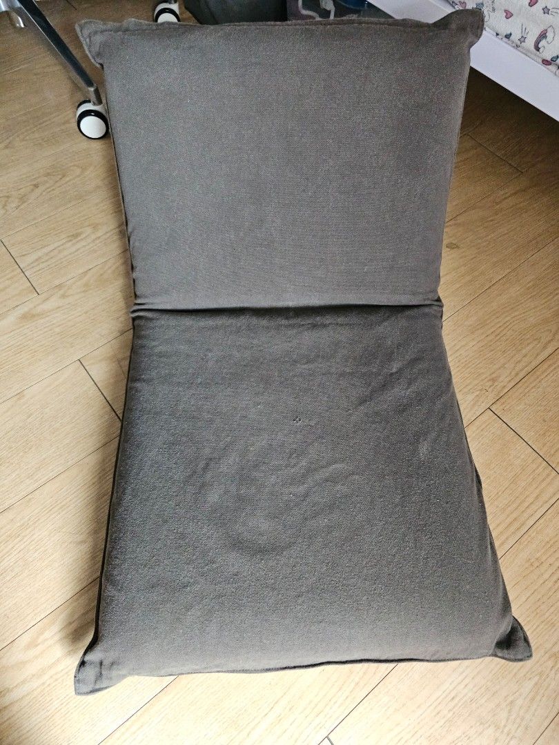 MUJI SMALL LEGLESS CHAIR with original cover, Furniture & Home Living ...