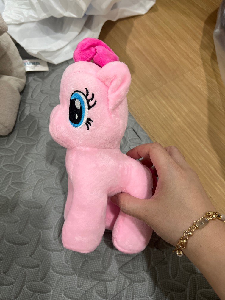 My Little Pony Pink, Hobbies & Toys, Toys & Games on Carousell