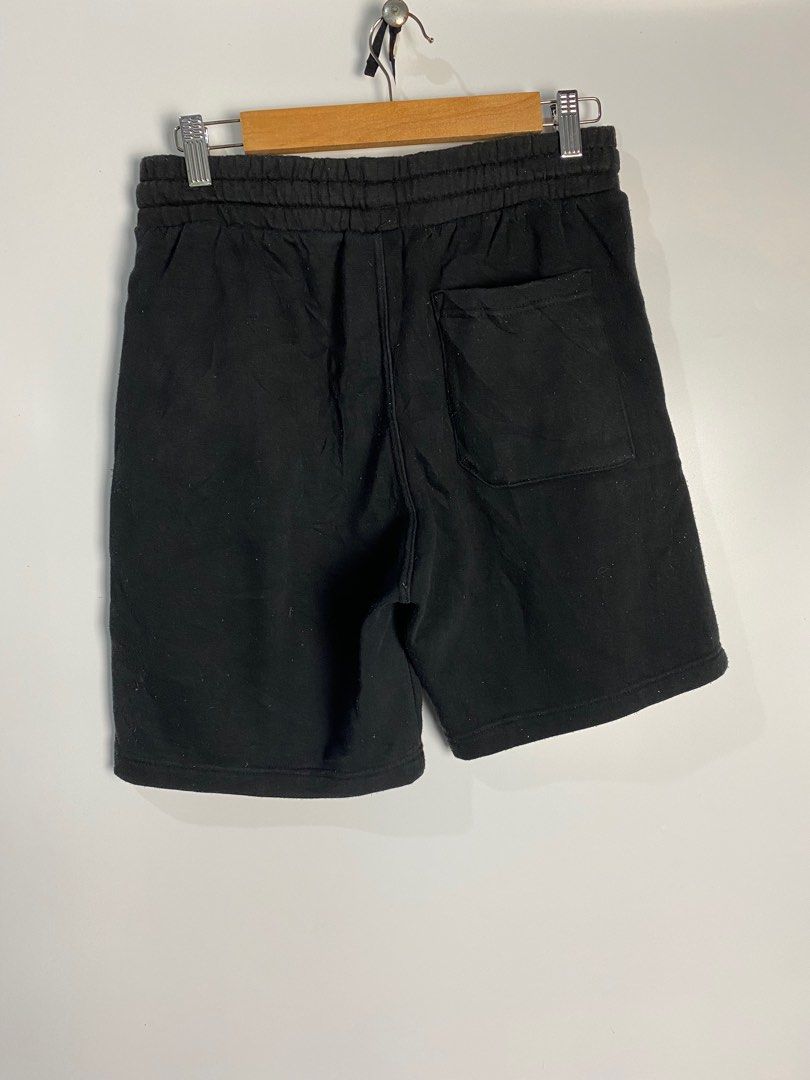 Nike Divided Short Pants, Men's Fashion, Bottoms, Shorts on Carousell