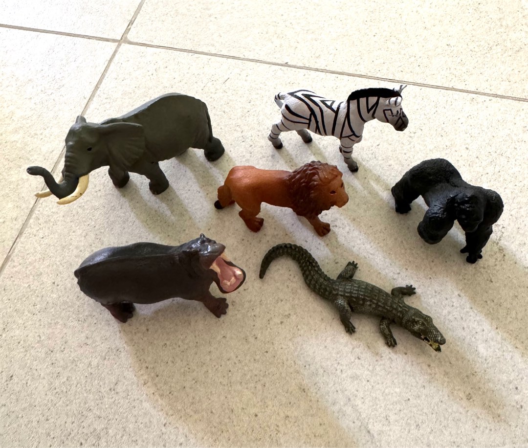 Papo Mini PLUS Tub - Wild Set 1, Hobbies & Toys, Toys & Games on Carousell