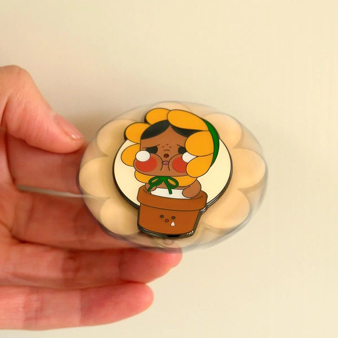 POP MART CRYBABY SAD CLUB FIDGET SPINNER, Hobbies & Toys, Toys & Games ...