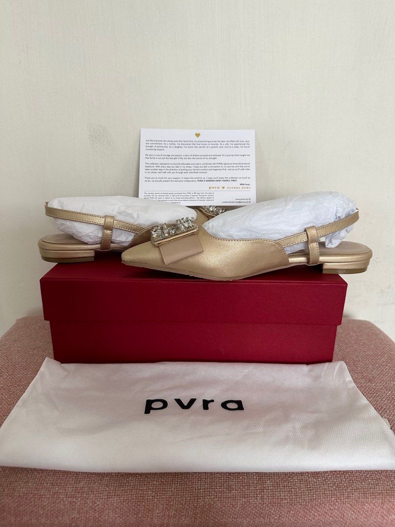 PVRA x Sandra Dewi Myca Gold, Fesyen Wanita, Sepatu di Carousell
